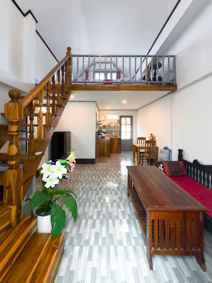 2-storey Villa W/balcony & Garden Views | Old Town - Luang Prabang