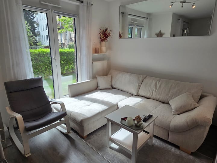 Ruhige, Helle Wohnung Mit Garten - Hamburg Airport (HAM)