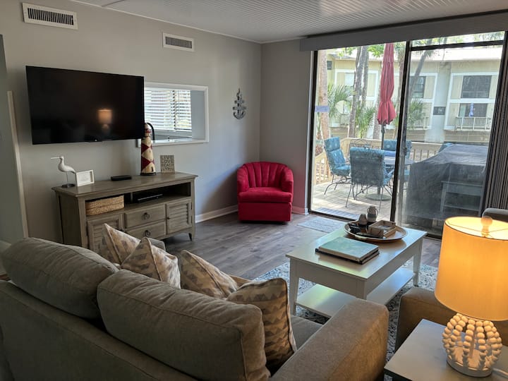 Large 3031 Seascape Gem In Hhi - Hilton Head Island, SC