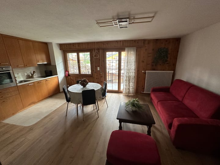 Appartement 2 Pièces Avec Balcon
Rez De Chaussée - Nendaz