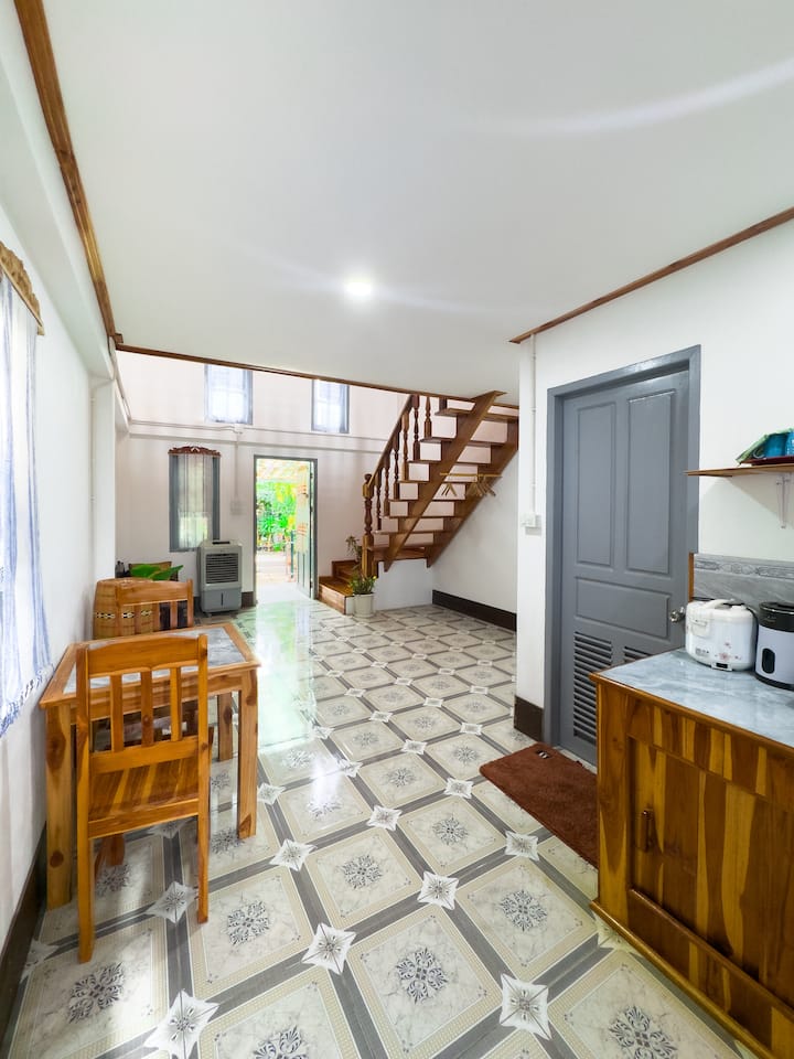 Charming 2-storey Villa W/ac | Walk To Old Town - Luang Prabang