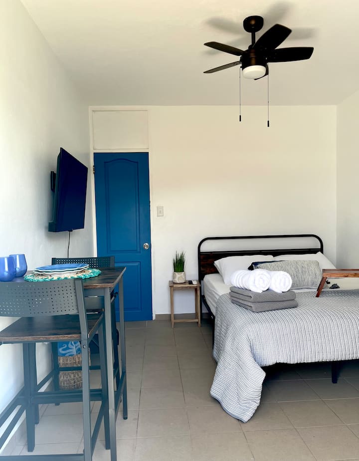 Uvabelapr Private Studio: Walkable + Free Parking - Isabela