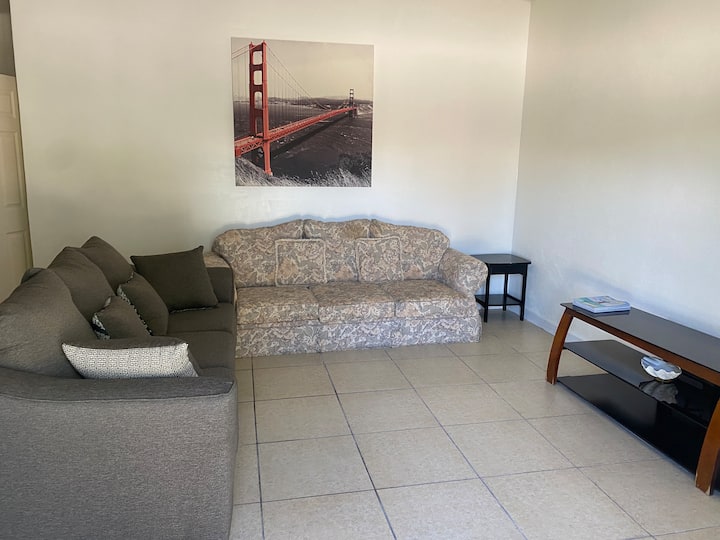 5 Minutes To Best Beaches! 3 Bds - Turks and Caicos Islands