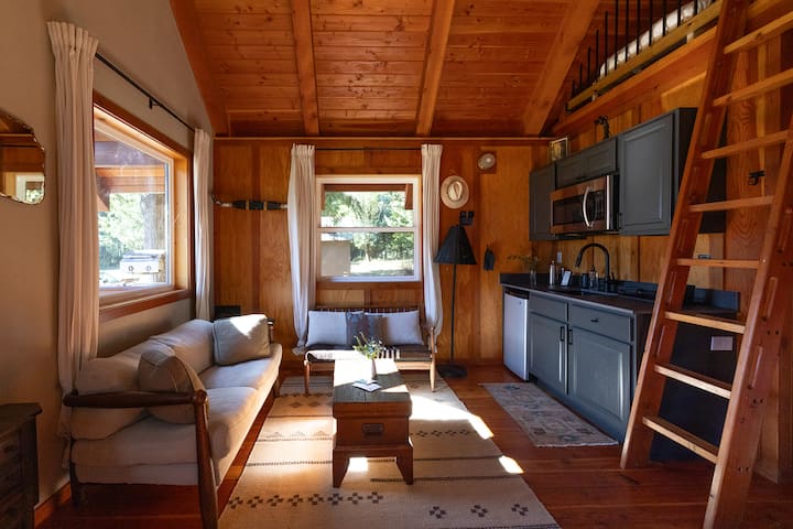 Wind Mountain Ranch | Standard Cabin 1 - Carson, WA