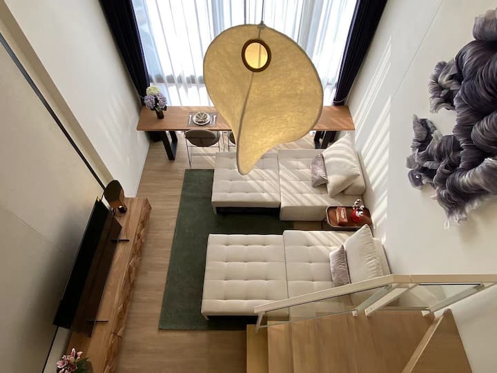 <89>rama9复式公寓/去机场方便/近rca/近通罗商圈/近曼谷医院/近丽晶国际学校/可住4人 - Bangkok