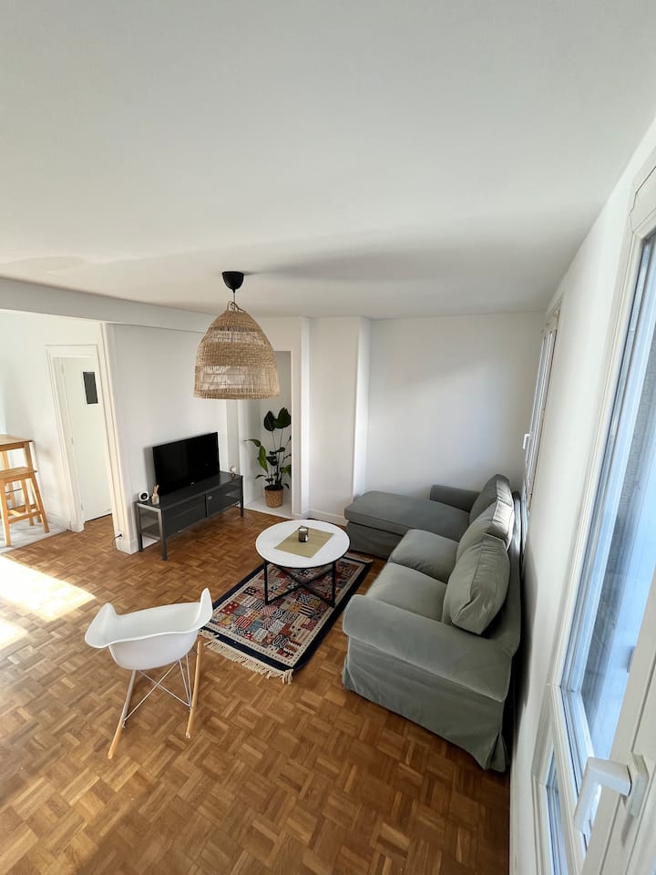 Apparemment Hyper Centre Caen Théâtre - Caen