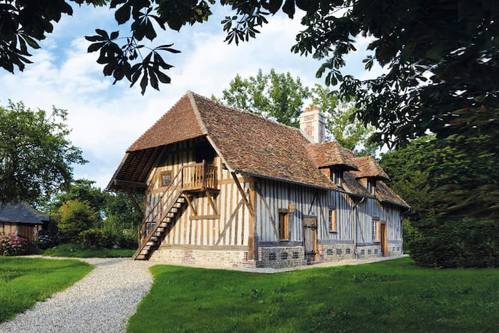 Ferme Normande Du Xviie Siècle - Pont-l'Évêque