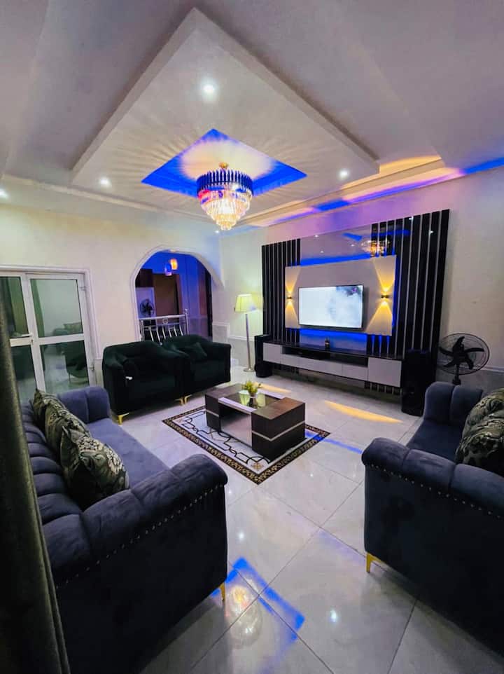 Cozy 4bedroom Apartment - Ibadan