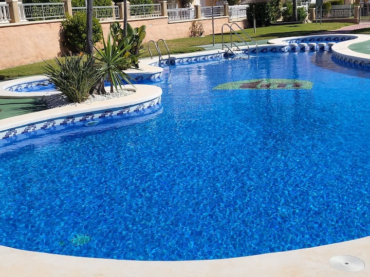 Playa Flamenca, Zeniamar - Cabo Roig