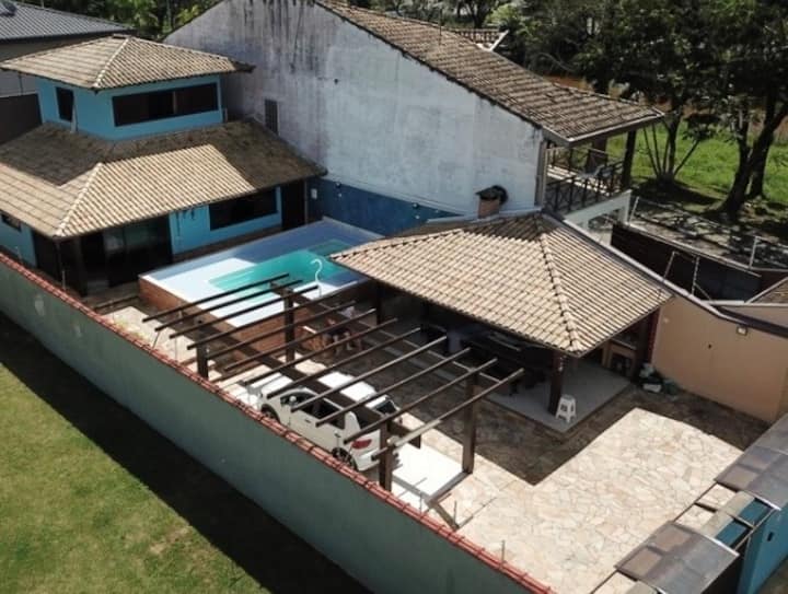 Casa Com Piscina Na Praia Indaiá - Caraguatatuba