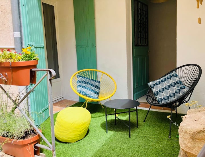 Cosy Studio Climatisé Avec Terrasse - Aix-en-Provence
