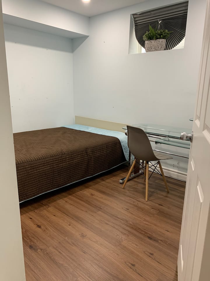 2 Bedrooms In Basement Apartment - London