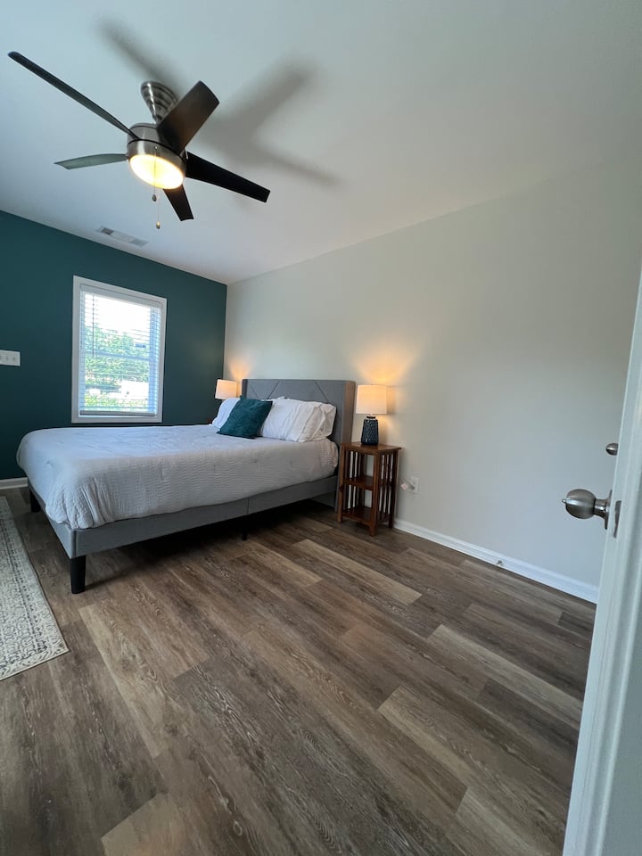 Modern Capital View Cottage - Atlanta, GA