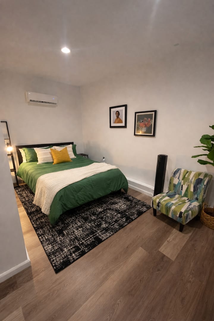 Private Studio With Parking (2) - New Haven, CT