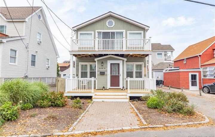 Beach House - Stratford, CT