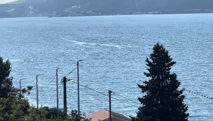 Jenny Rey Anica Bojana Vikendica Minut Od Plaze . - Neum