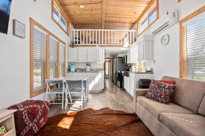 Driftwood Tiny Living! - Driftwood, TX