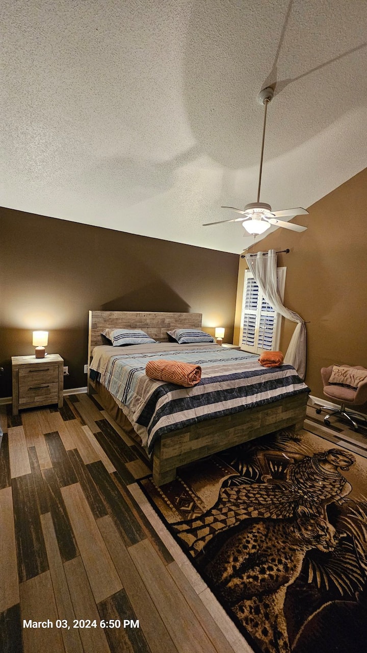 Casa Acworth Duplex Home - Acworth, GA