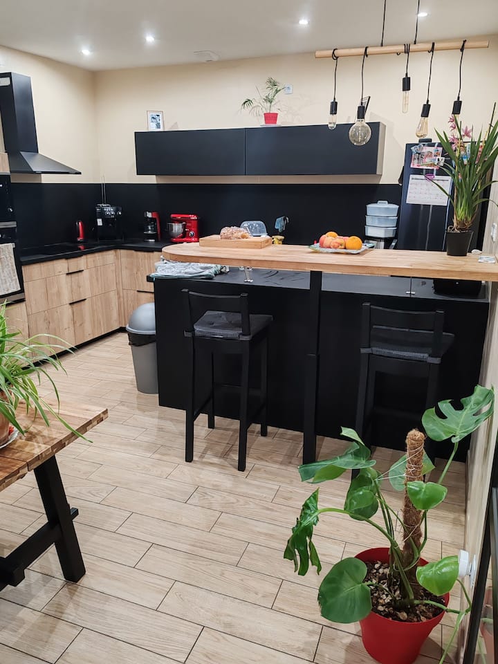 Maison Dans Centre Village Sur 2 éTage - Saint-Gilles