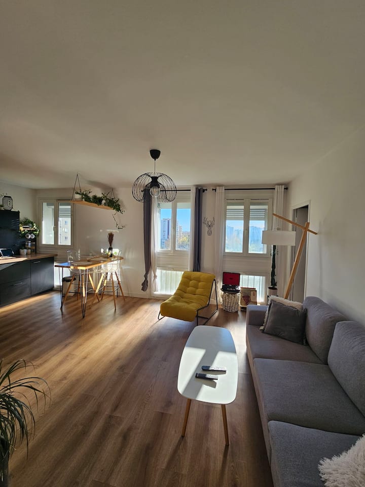 Appartement T2 Moderne Avec Parking Près Du Métro - Le Zénith Toulouse Métropole