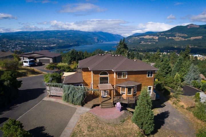 Sunset Views On El Camino - White Salmon, WA