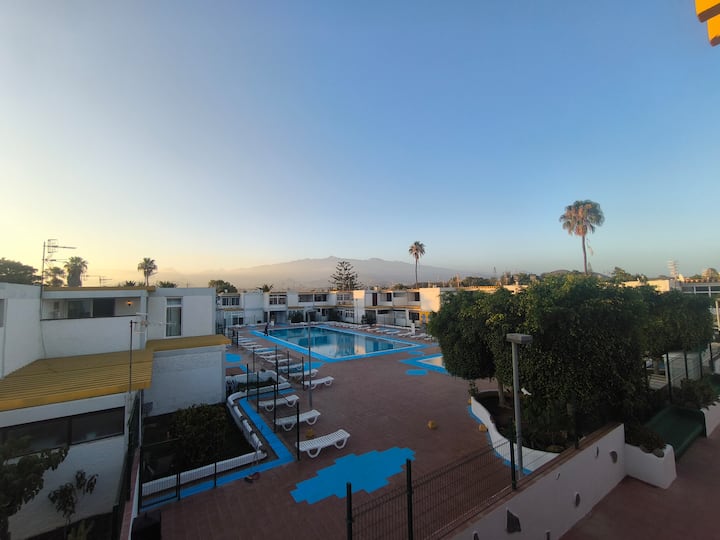 Rentenerife Canary Oasis - Agarimo - Tenerife South Airport (TFS)