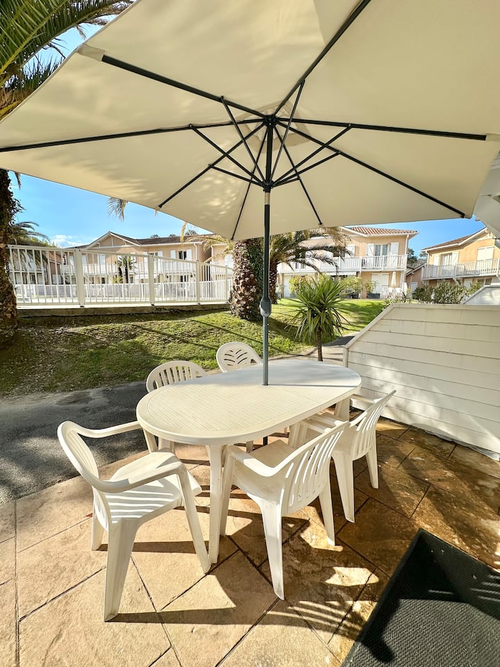Parking Gratuit - Terrasse - Piscine - Anglet