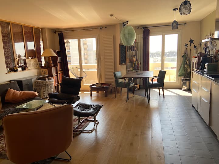 Spacieux, Calme Et Lumineux - Métro Nationale, Paris