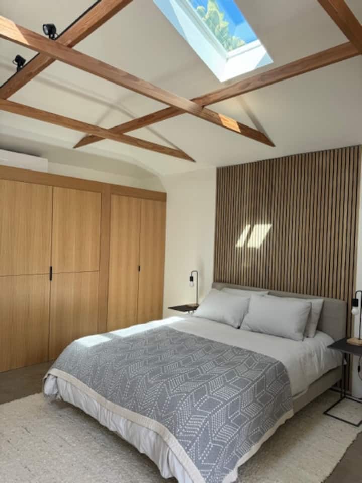 Venice Bungalow - Los Angeles, CA