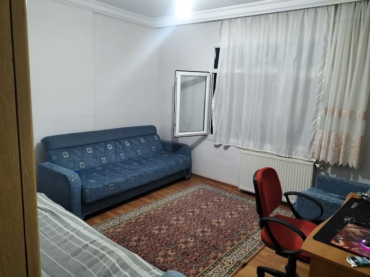 Ses Yapmayacak Kişiler Lütfen - Adana