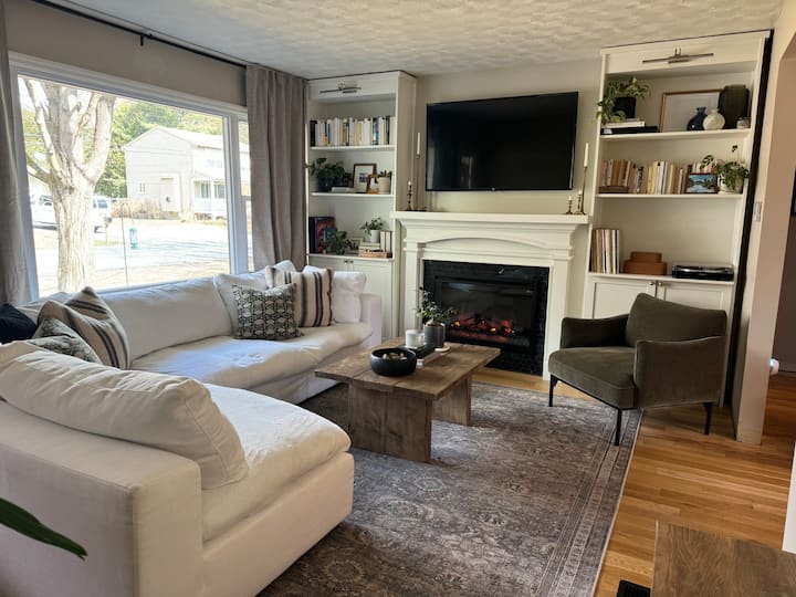 Cozy Ranch Minutes From Track! - Saratoga Springs, NY