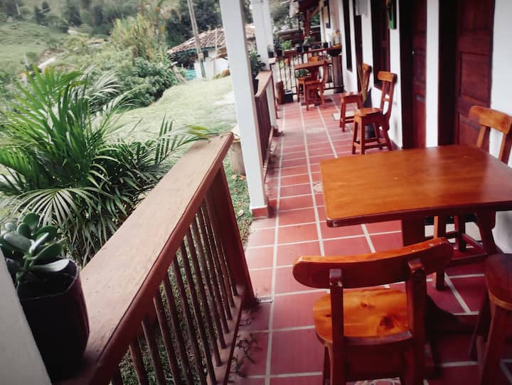 Habitación 3  Privada En  Jardín Antioquia - Jardín