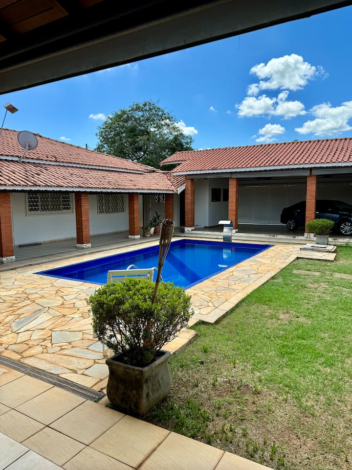 Casa De Veraneio Com Piscina - Águas de São Pedro