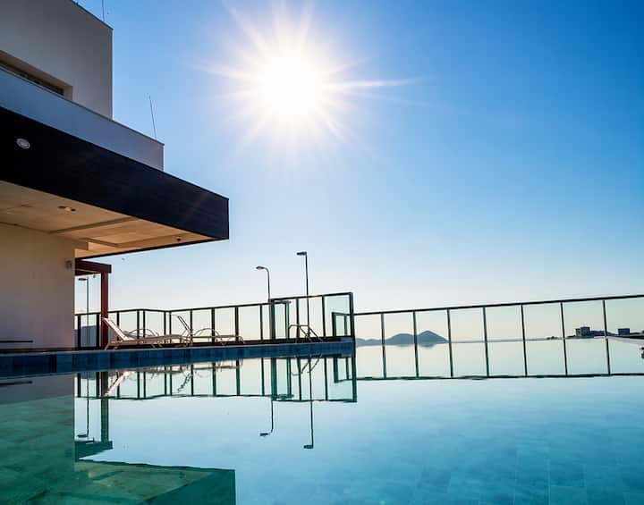 Stúdio C/ Piscina No Rooftop Vista Ao Mar Enseada - Guarujá