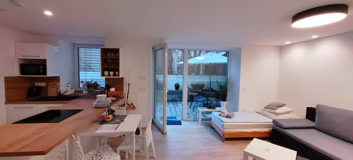 Fantastic 2+kk Apartment In Centre, Parking, Yard - Brno