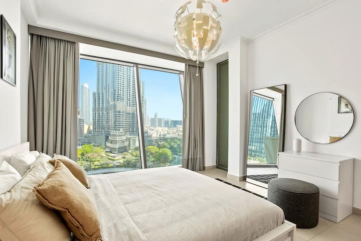 Full Burj Khalifa View | Mall & Metro Link | Vista - Dubai