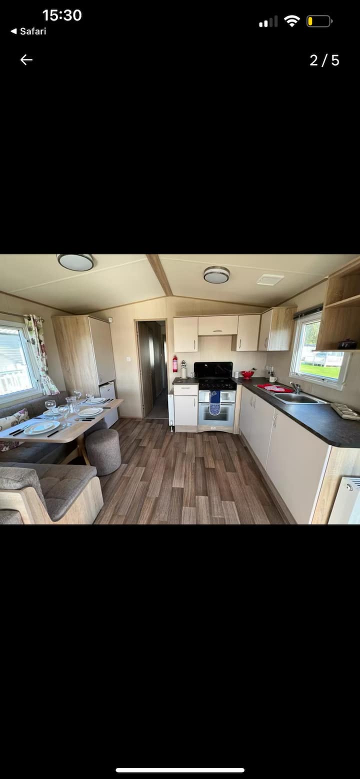 Mybella Holiday Home - West Mersea