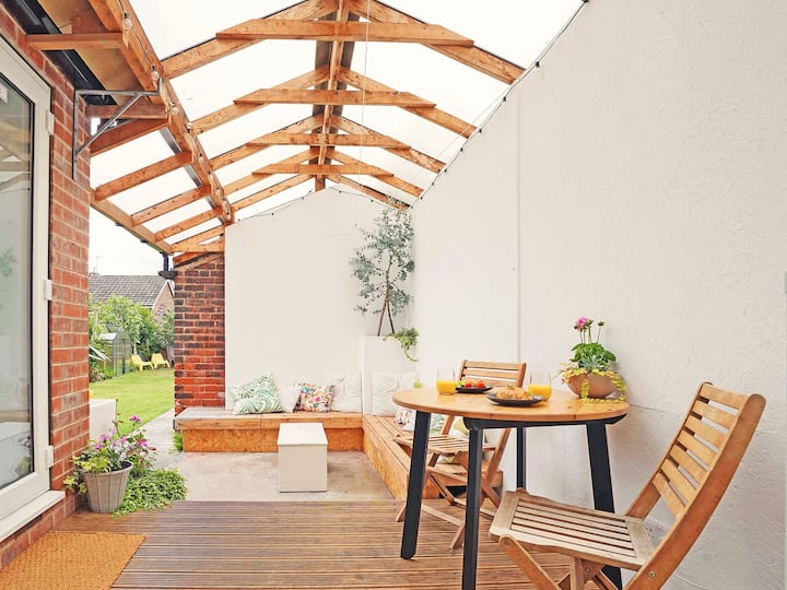 Peaceful Garden Studio | Sleeps 4 | 4.95 Rated - Sheffield
