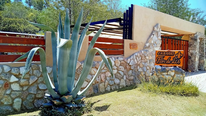 Cabañas Serranas
Flor De Lis, Valle Hermoso. - La Falda