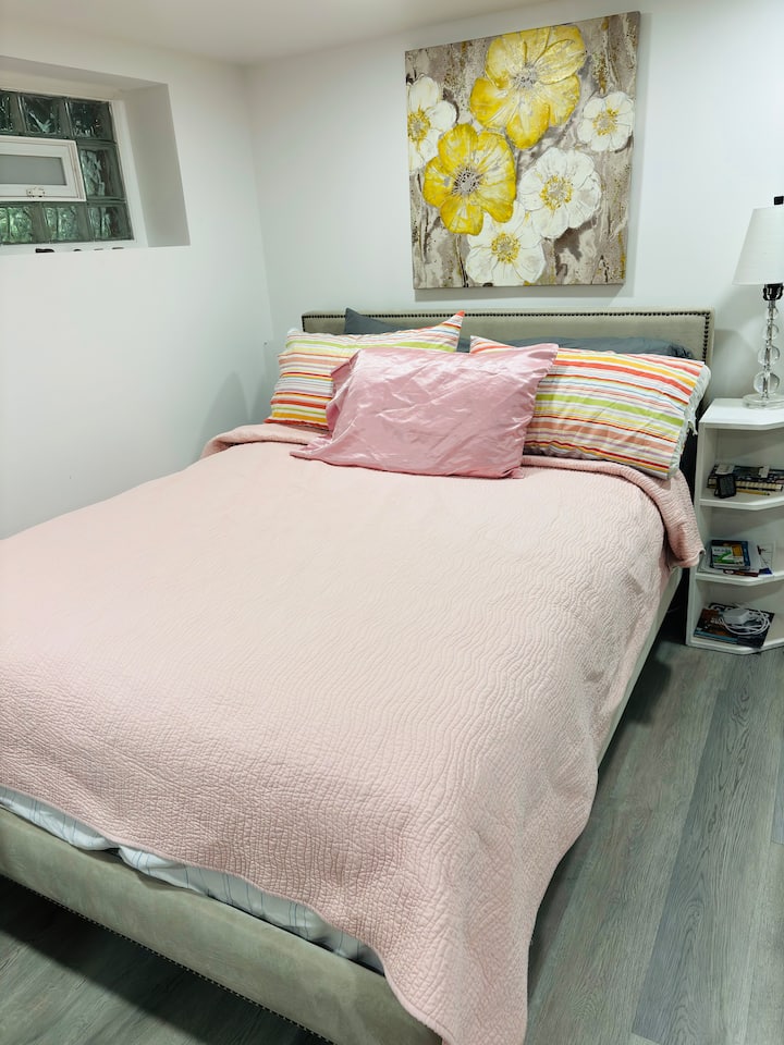 Sleeps 5 Adults & 2 Toddlers - Washington, D.C., DC