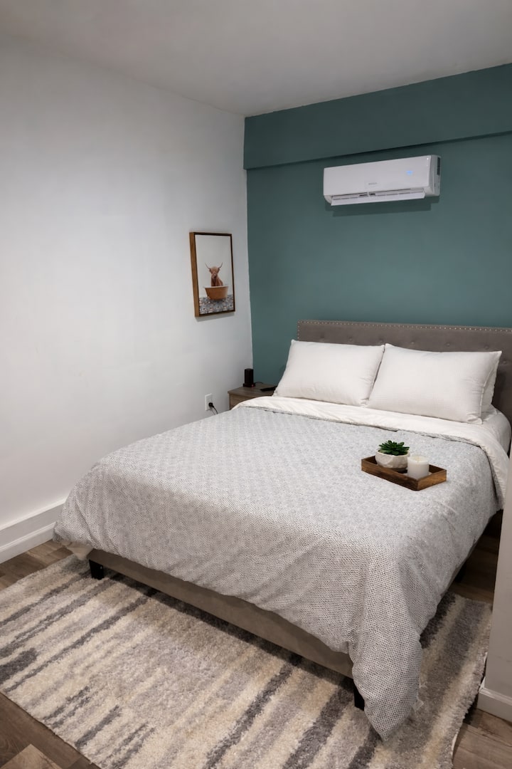 Renovated Private Studio With Gated Parking (1) - New Haven, CT