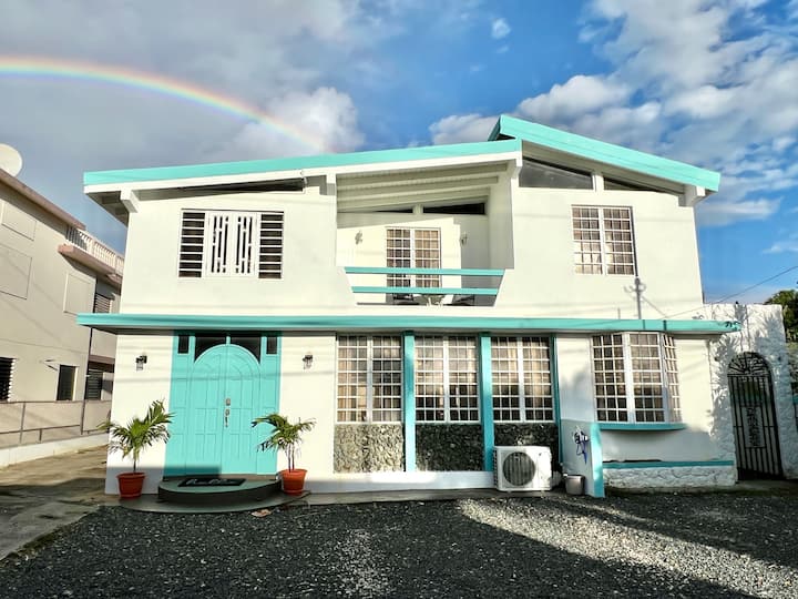 Entire House W/ 6bd 3bath! 10 Mins To Crashboat - Puerto Rico