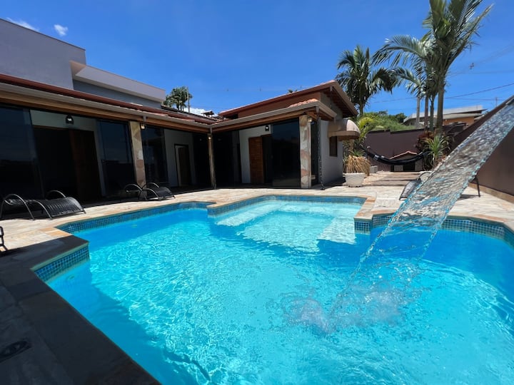Casa De Campo C/ 3 Suítes Exclusivas - Socorro