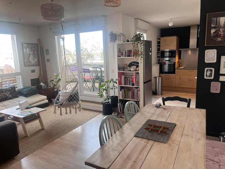 3 Chambres, Lumineux, Calme Et Cosy. - ibis Styles Bordeaux Begles