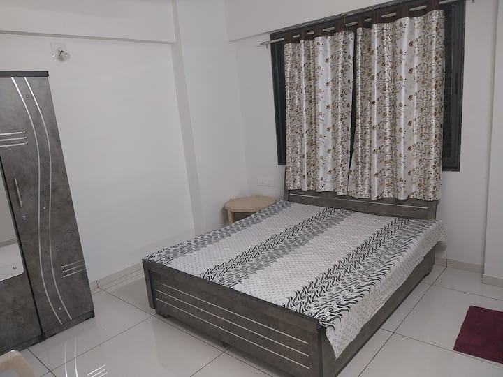 One Private Room In 2bhk For Long Or Short Stay - 甘地訥格爾