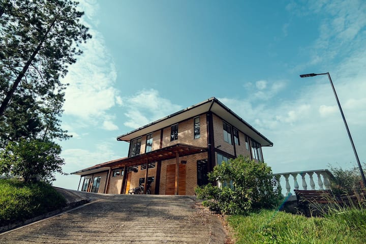 Casa Los Pinos - Colombia