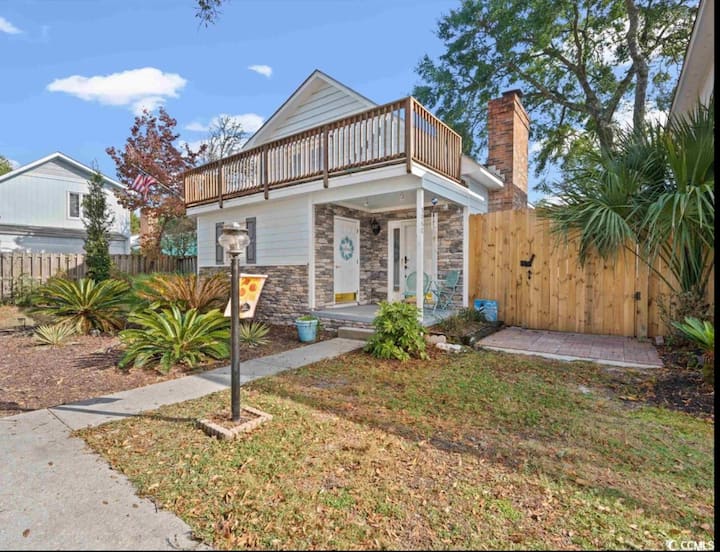 Rosemary Retreat - North Myrtle Beach, SC