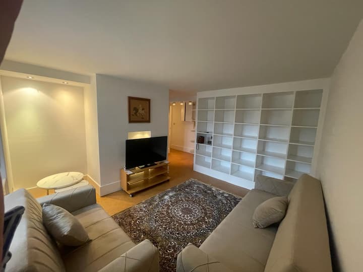 Cozy Euston/holborn
Central Sleeps 3+ Appartment - City of London