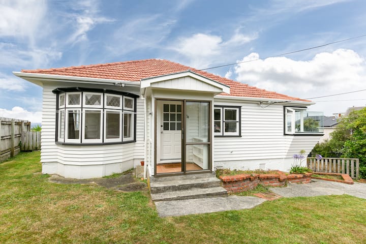 Harbourview Khandallah Charm - Wellington