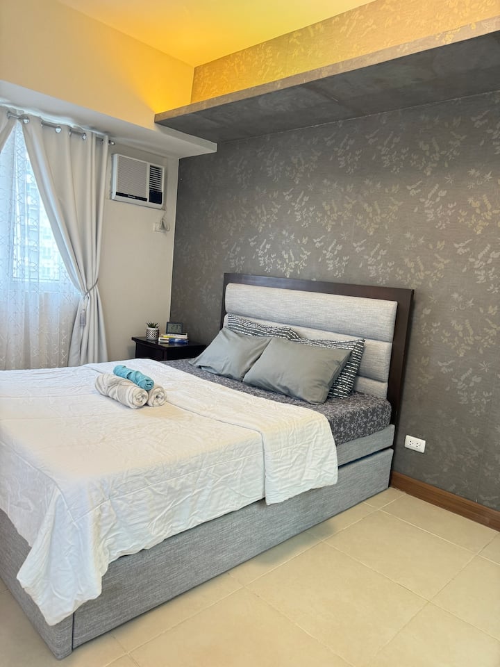 Classic Elegant 1br In It Park Cebu - Cebu